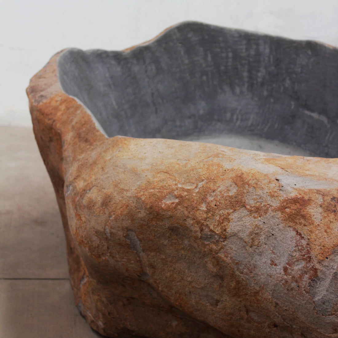 Tina río – Stonemade